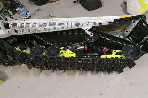 Задняя подвеска снегоход BRP Ski-Doo Freeride 137