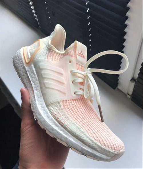 Кроссовки Adidas ultraboost