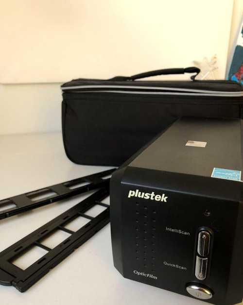 Плёночный сканер Plustek OpticFilm 8200i