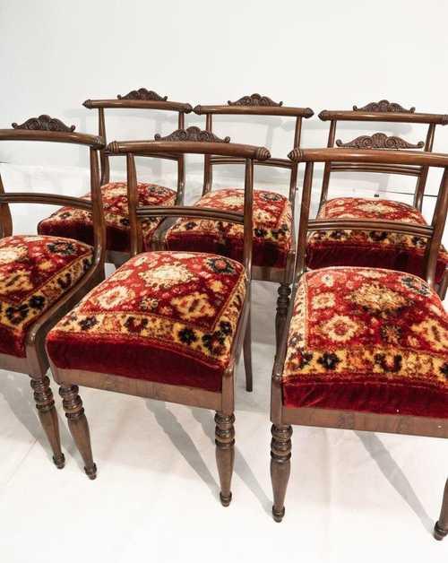 Комплект антикварных стульев в ориентальном стиле