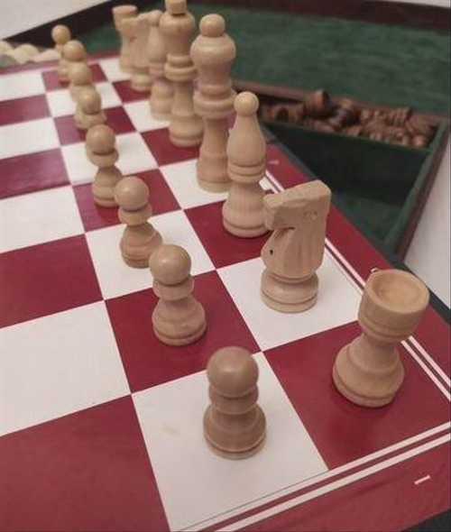 Шахматы и шашки резные деревянные набор