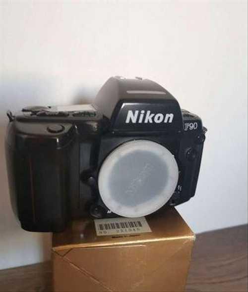 Nikon F90 + MF25