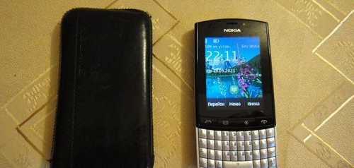 Телефон Nokia Asha 303