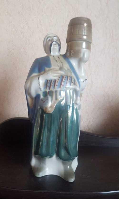 Бутылка Штоф Казак с бочонком