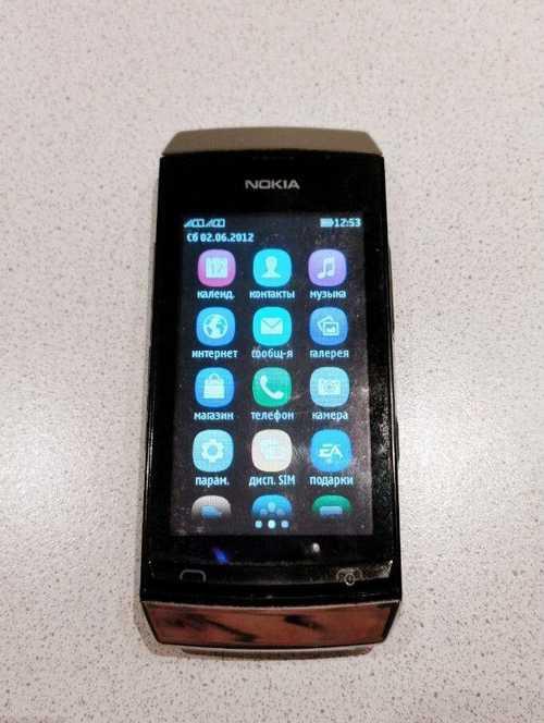 Телефон Nokia Asha 305