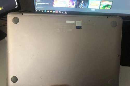 Ноутбук asus Zenbook UX310UQ установлено озу и SSD