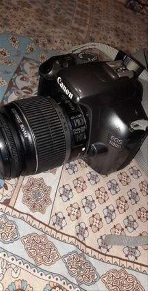 Зеркальный фотоаппарат canon1100d