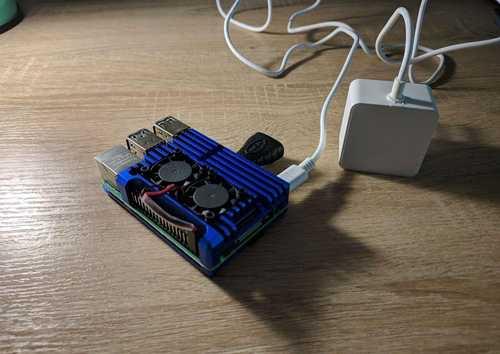 Raspberry Pi 4B (2GB)