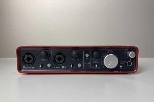 Focusrite scarlett 2i4