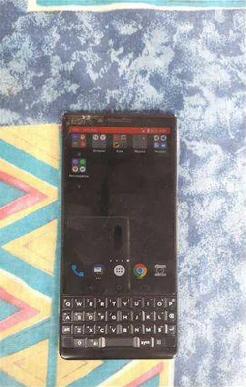 Телефон BlackBerry key2