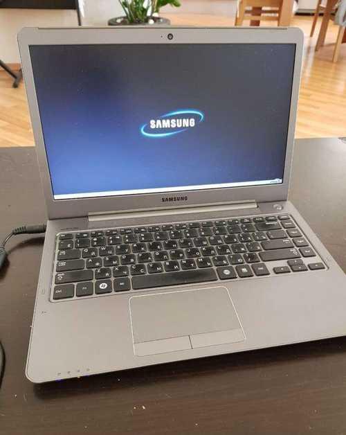 Ноутбук Samsung NP530U4C