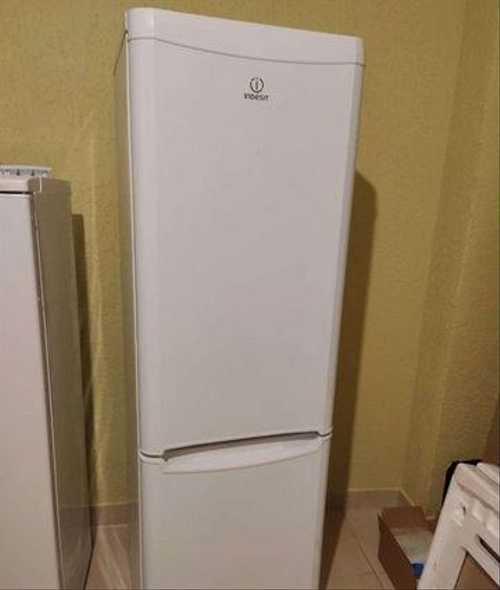 Холодильник Indesit B 18.025