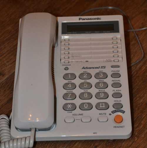 Телефон Panasonic KX-TS2365RUW, б/у