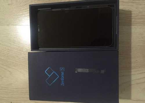 Телефон Asus zenfone 5(ZE620KL)