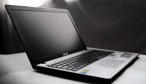 Ноутбук Asus X550L