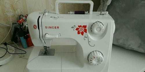 Швейная машина Singer 8280. Новая