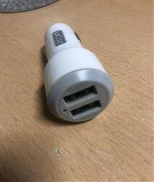 Автомобильное зарядное устройство 2 USB 2.4A с aut