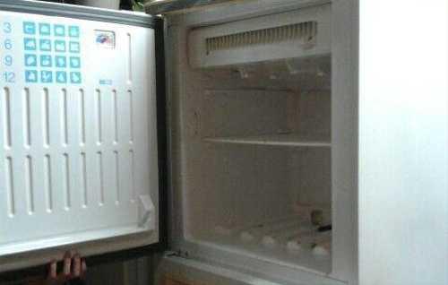 Холодильник в ремонт Стинол трехкамерный