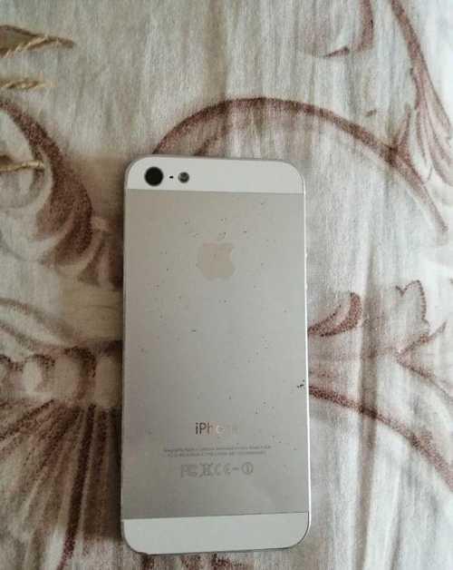 Телефон iPhone5