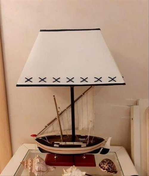Настольная лампа корабль