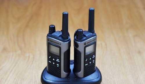 Рации портативные Motorola tlkr T80