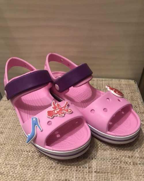 Босоножки crocs j2