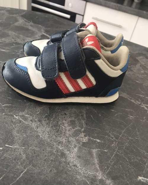 Детские кроссовки Adidas 22р