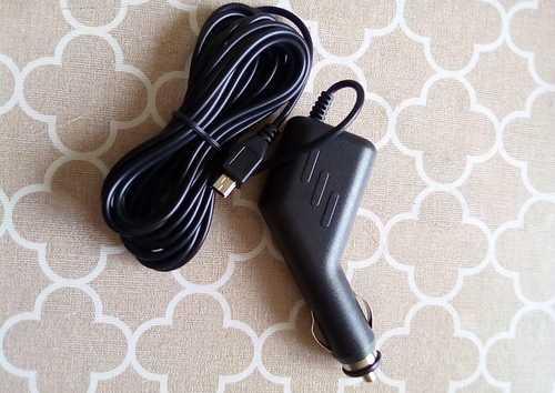 Автомобильная зарядка мини USB