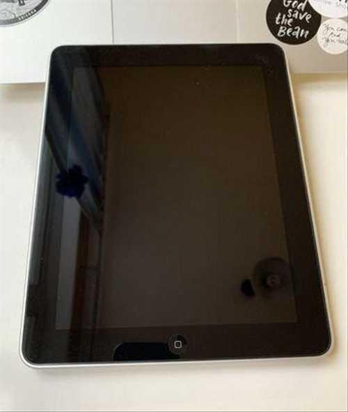 iPad первая модель