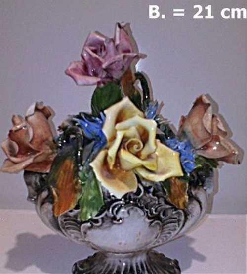 Антикварная итальянская фарфоровая ваза