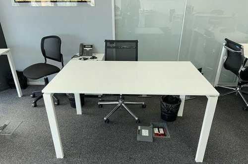 Офисный стол + тумбочка