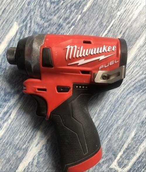 Milwaukee 2553 б/у