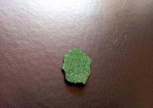 Уваровит, зеленый гранат