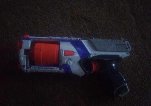 Пистолет nerf strongarm