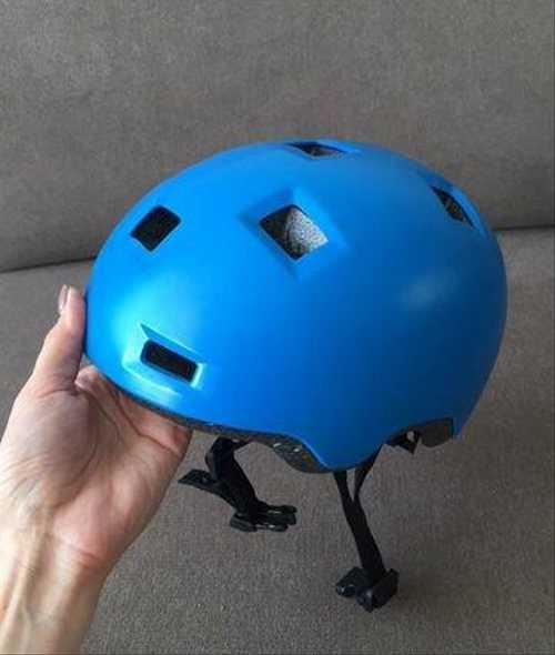 Шлем на 1-4г из Декатлона