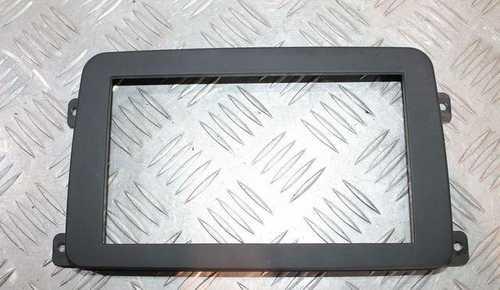 Рамка магнитолы 2DIN Volkswagen Passat B6