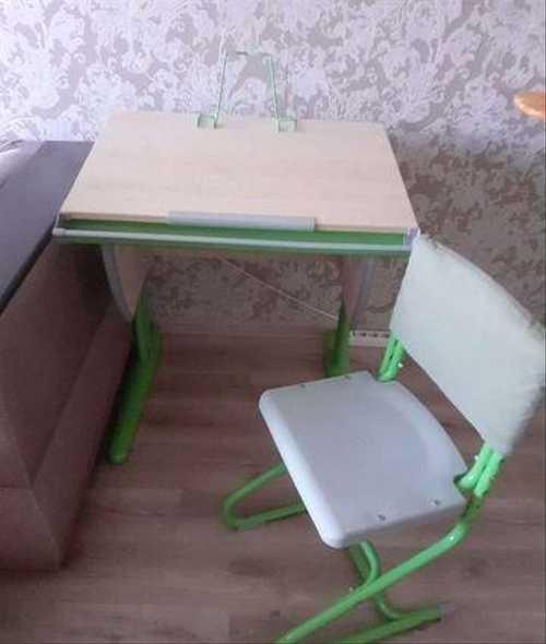Письменный стол для школьника ортопедический "Дэми
