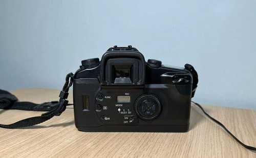Пленочный фотоаппарат Canon Eos 30