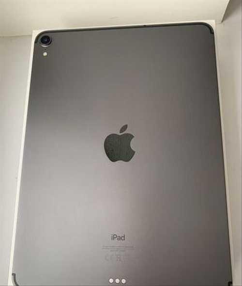 Ipad 11 512. IPAD Pro 11 Cellular. Space Grey IPAD. Айпад 11 с симкой. Айпад 11 про фото.