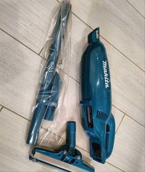 Пылесос аккумуляторный Makita CL106FD