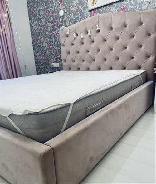 Кровать дизайнерская