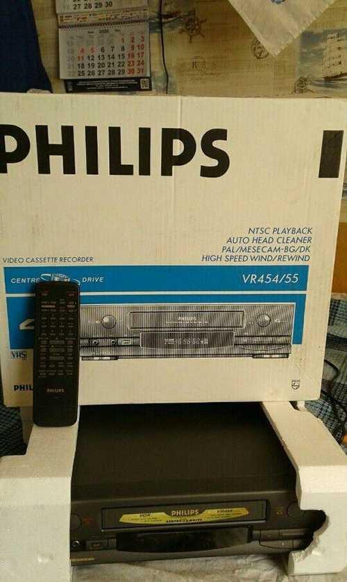Видеомагнитофон Philips