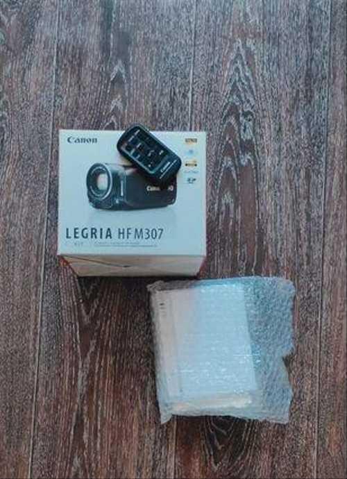 Продам видеокамеру Canon Legria HF M307