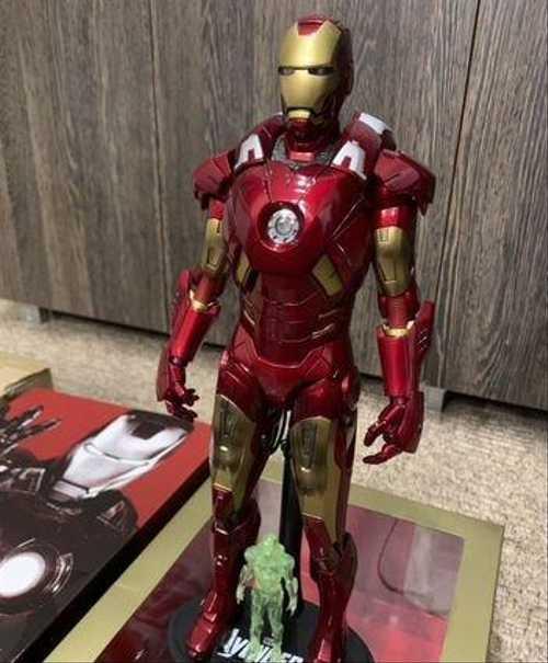 HOT toys iron MAN mark VII special edition