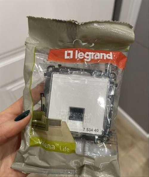 Компьютерная розетка Legrand rj45