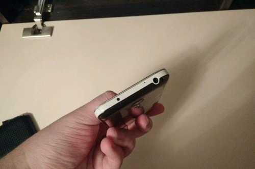 Продам мобильный телефон Самсунг S4 mini