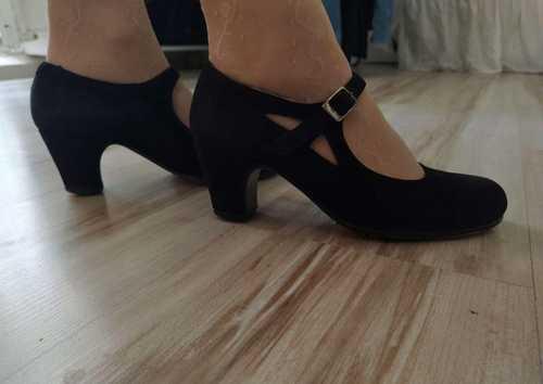 Туфли для испанских танцев
