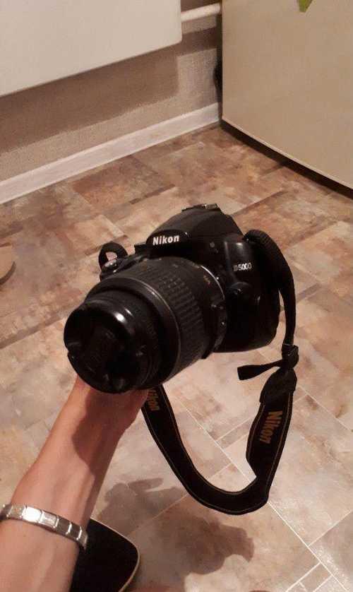 Зеркальный фотоаппарат