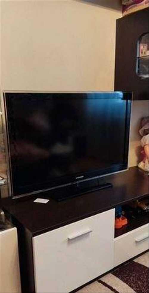 Продаю телевизор samsung LE40D550K1W