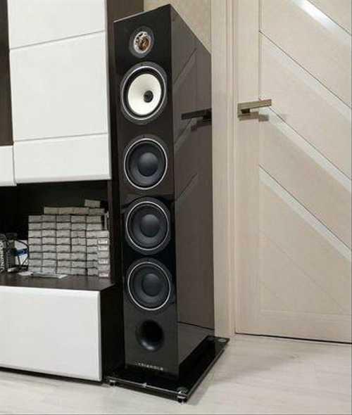 Triangle Australe EZ Black High Gloss 300W